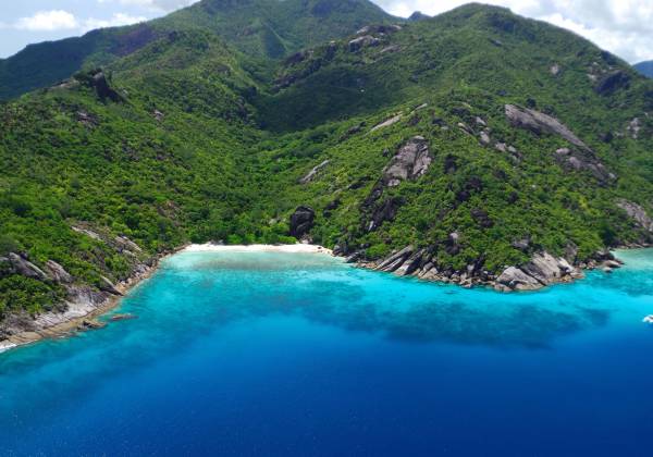 Seychelles Cruising Guide | Hayes & Jarvis Holidays