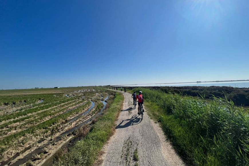 Cycling the Mediterranean Coast in Spain | Exodus