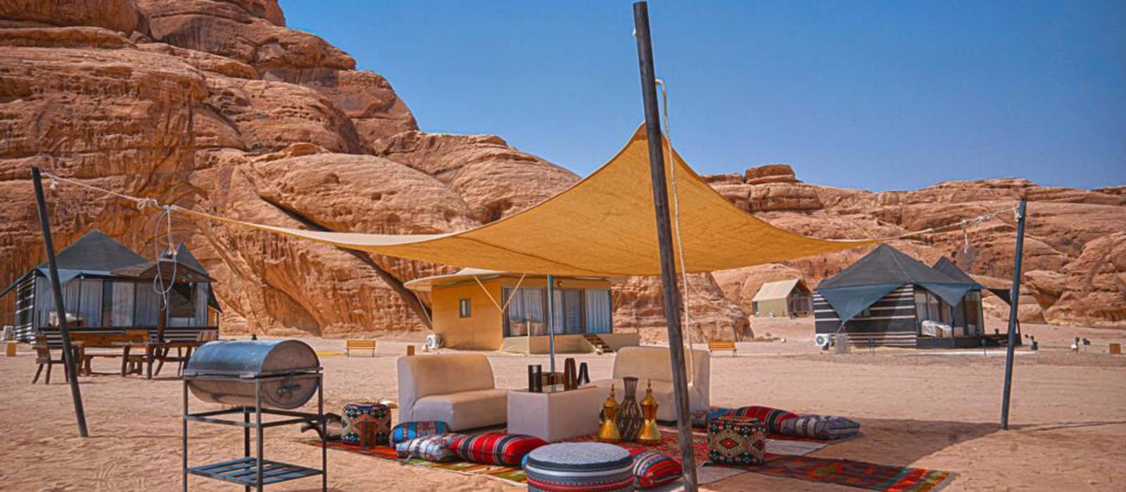 Hayat Rum Luxury Camp Hotel in Jordan | ENCHANTING TRAVELS