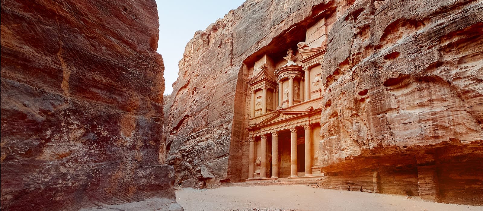 Exclusive Travel Tips for Your Destination Petra in Jordan