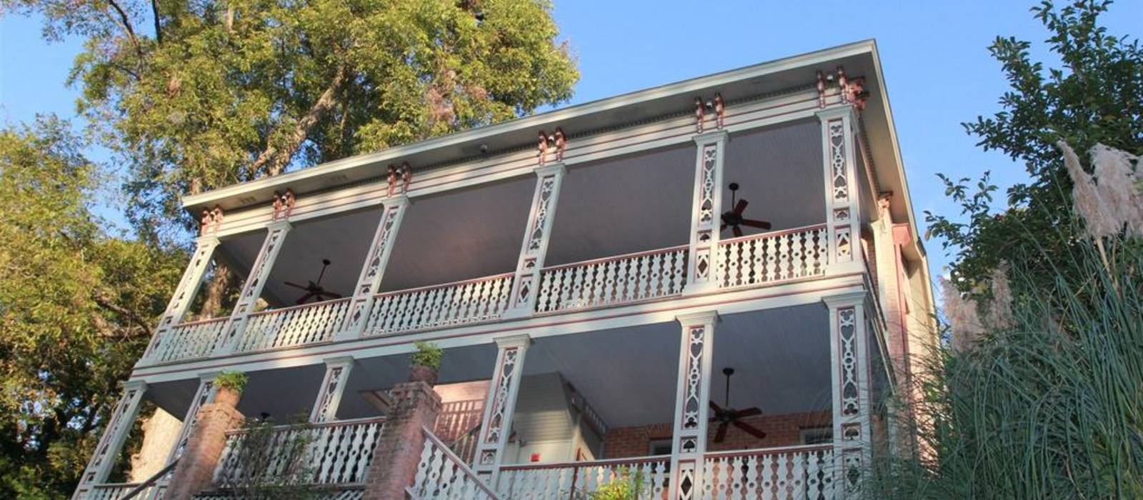 Corners Mansion Inn Hotel | Enchanting Travels