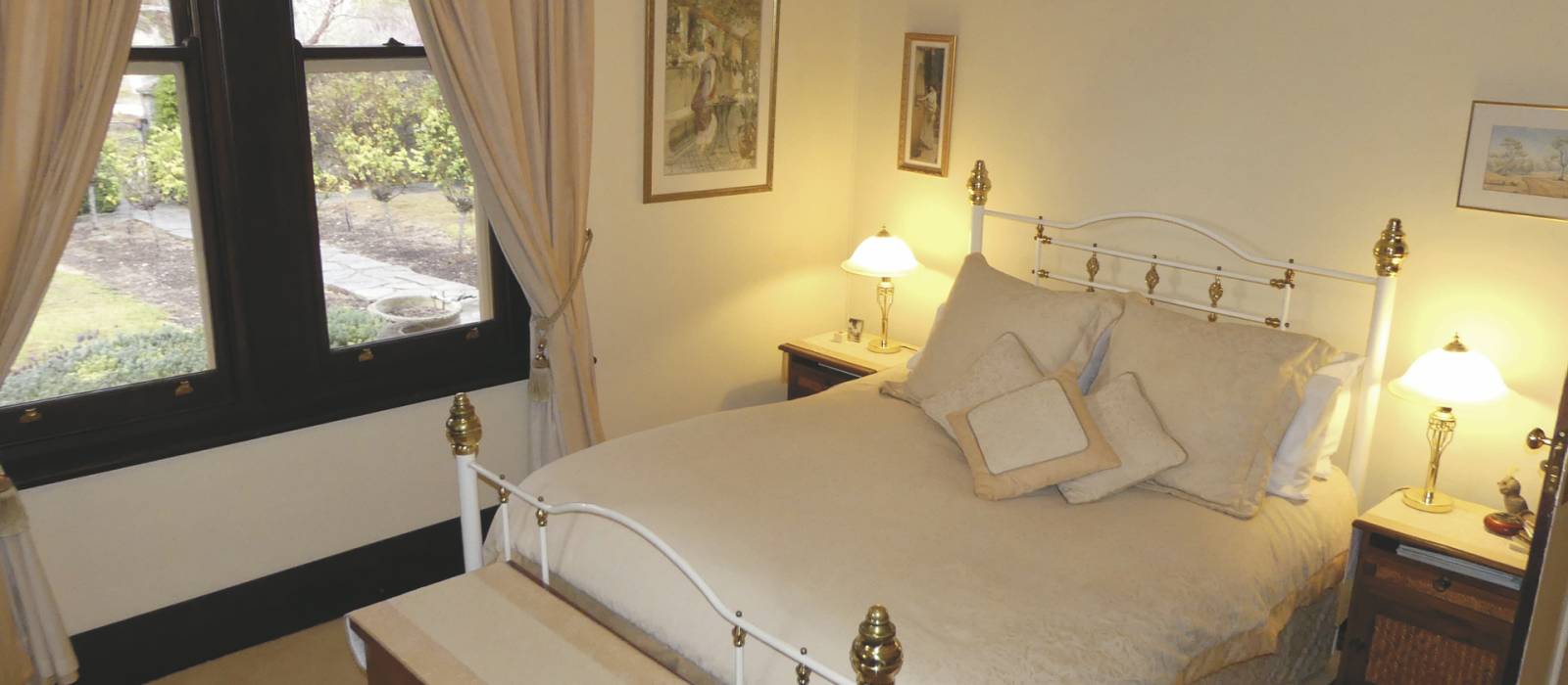 Stranraer Homestead Traditional B & B Hotel in Australia | ENCHANTING ...