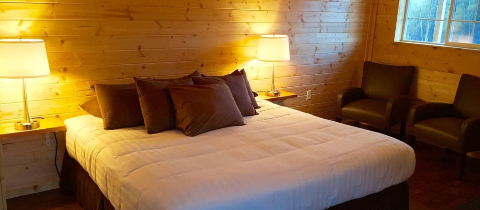 Knik River Lodge Hotel in USA | ENCHANTING TRAVELS