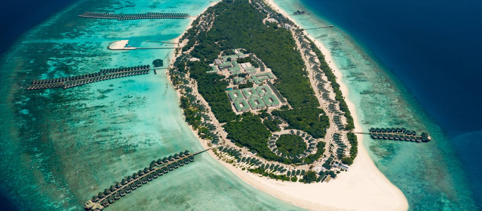 Siyam World Hotel in Maldives | ENCHANTING TRAVELS