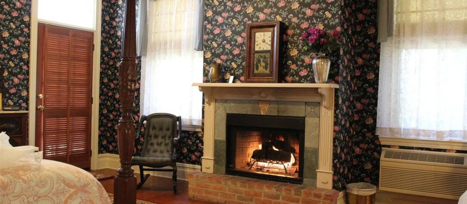 Corners Mansion Inn Hotel | Enchanting Travels