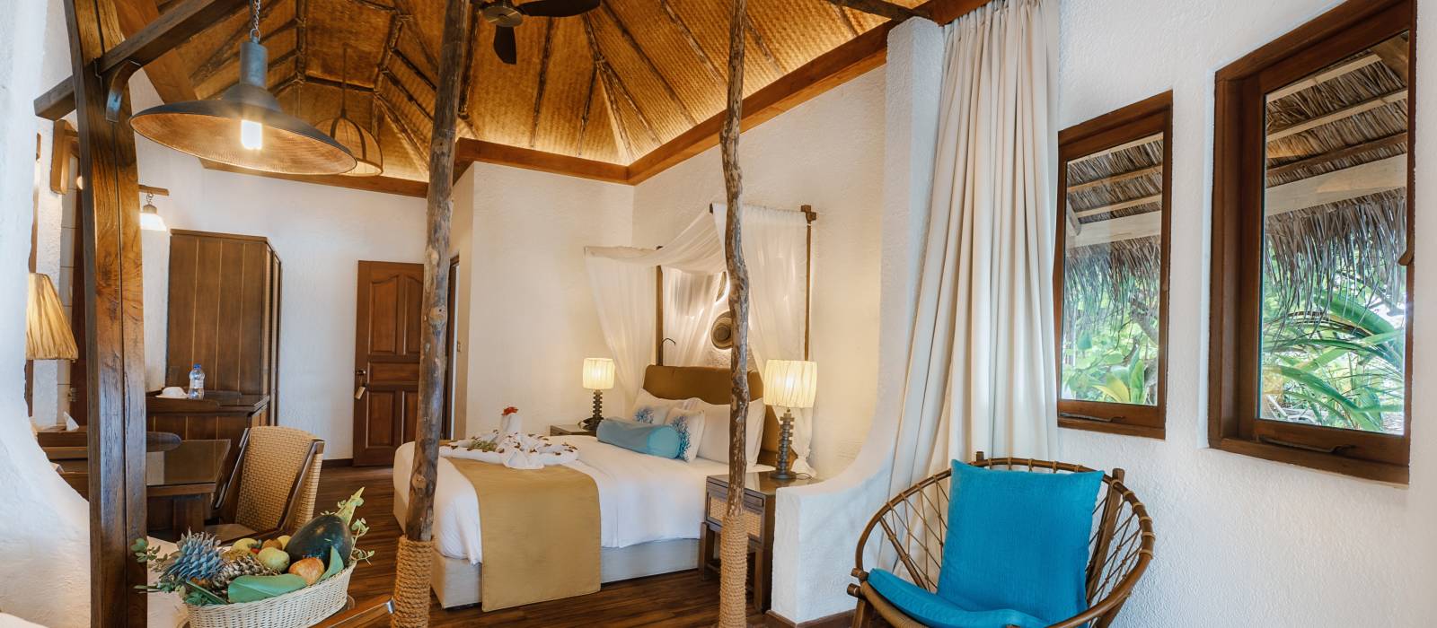 Makunudu Island Hotel in Maldives | ENCHANTING TRAVELS