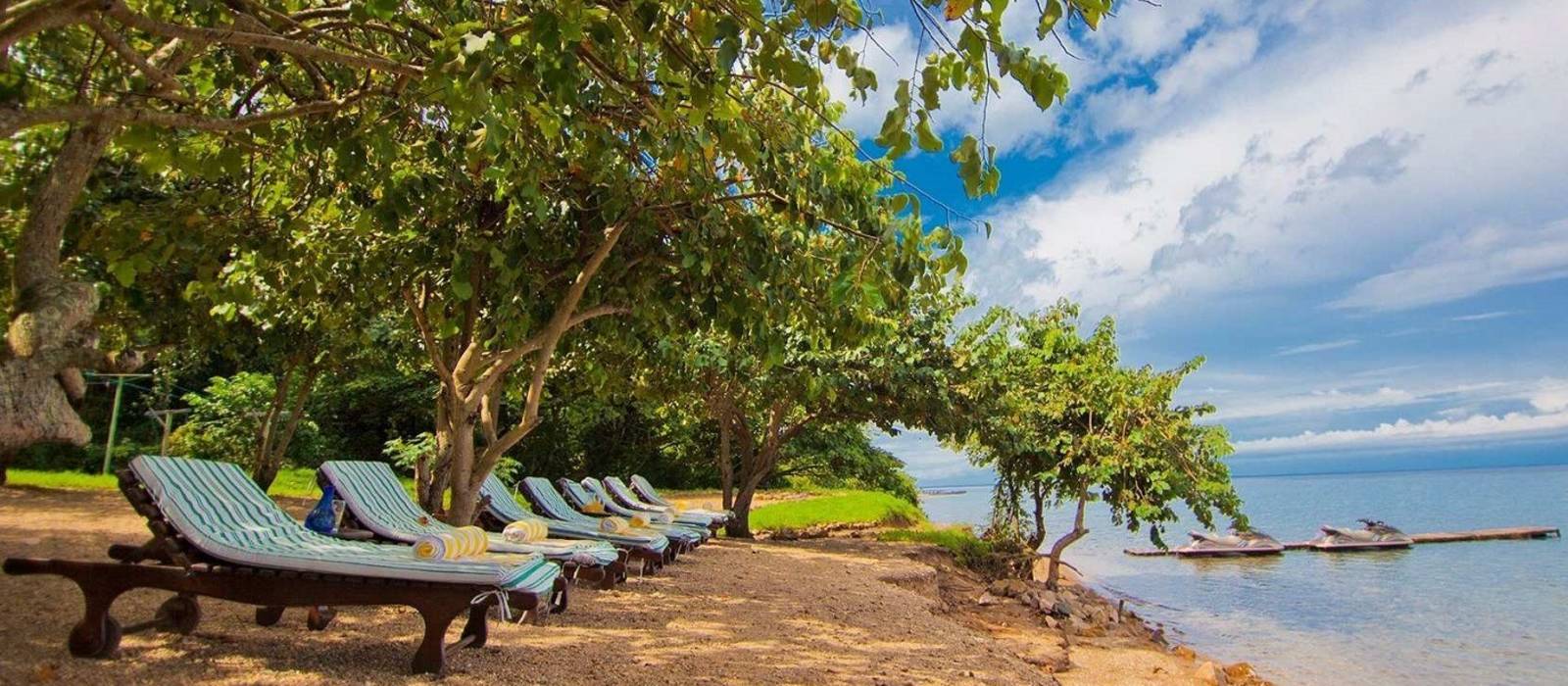 Mbali Mbali Gombe Lodge Hotel in Tanzania | ENCHANTING TRAVELS