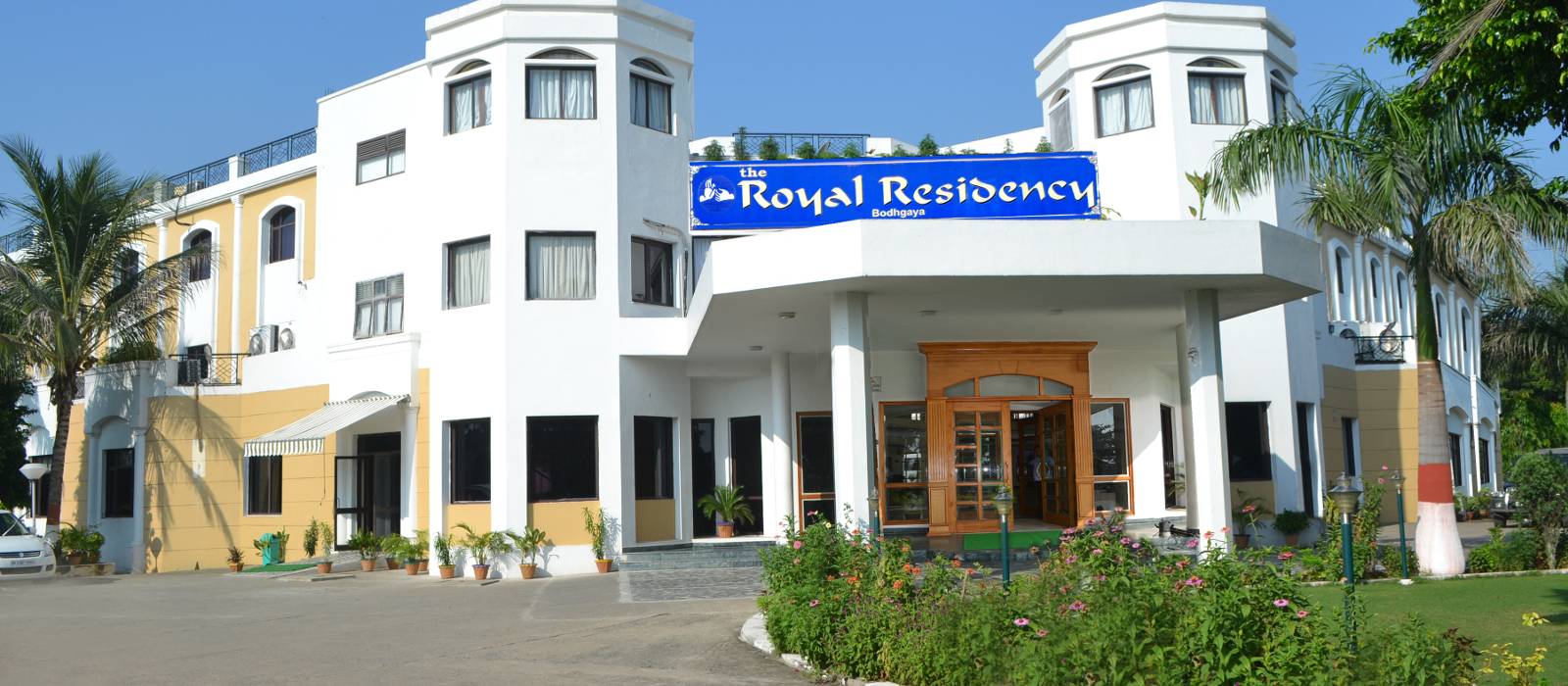 The Royal Residency Hotel in Central & West India | ENCHANTING TRAVELS