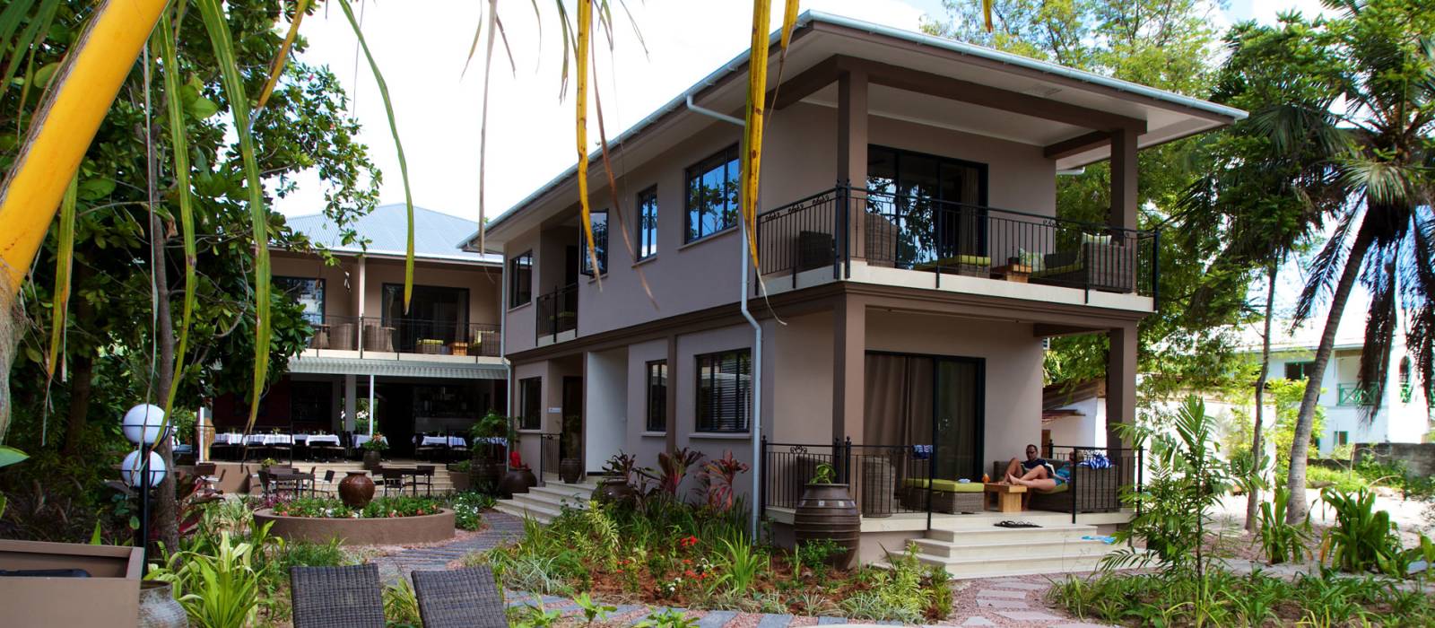 Le Repaire Boutique Hotel & Restaurant | Enchanting Travels