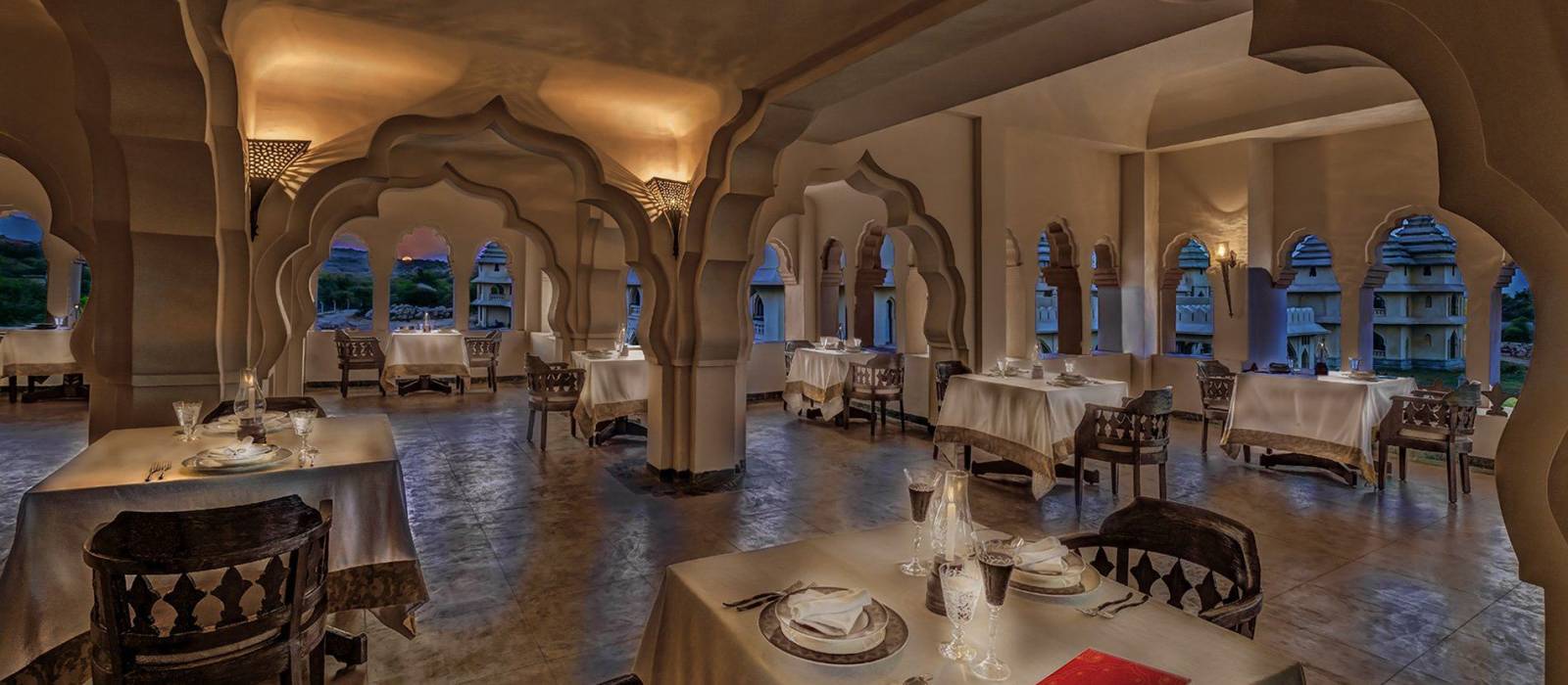 Evolve Back Kamalapura Palace Hampi | Enchanting Travels