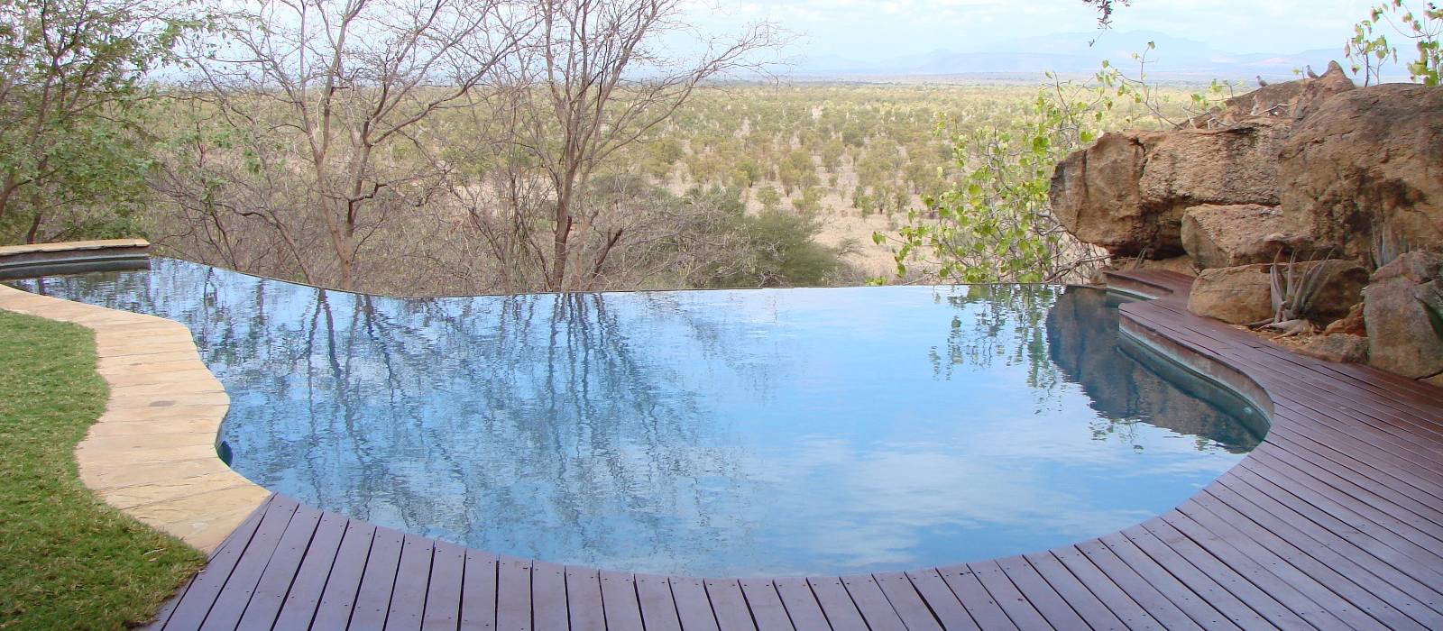 Elsas Kopje Hotel in Kenya | ENCHANTING TRAVELS