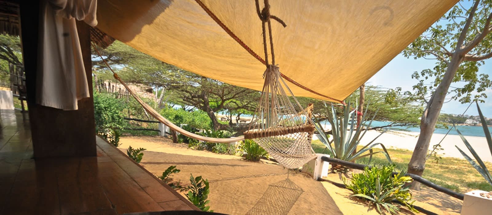 Kiwayu Safari & Custom Kenya Tours | Enchanting Travels