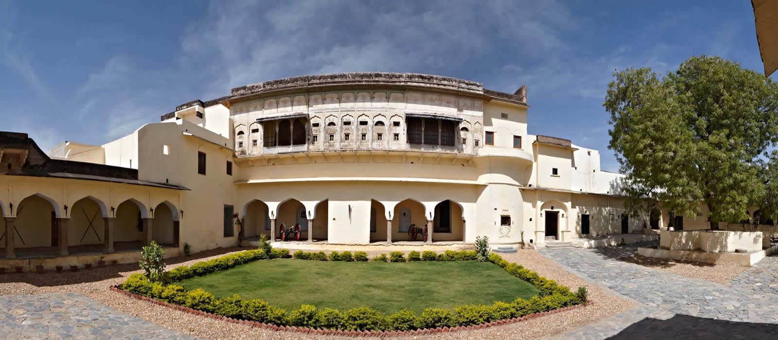 Barli Holiday & Custom India Tours | Enchanting Travels