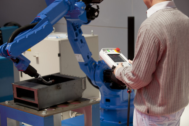 Industrial Robot Deployments Grow as Manufacturers Adopt Enriched ...