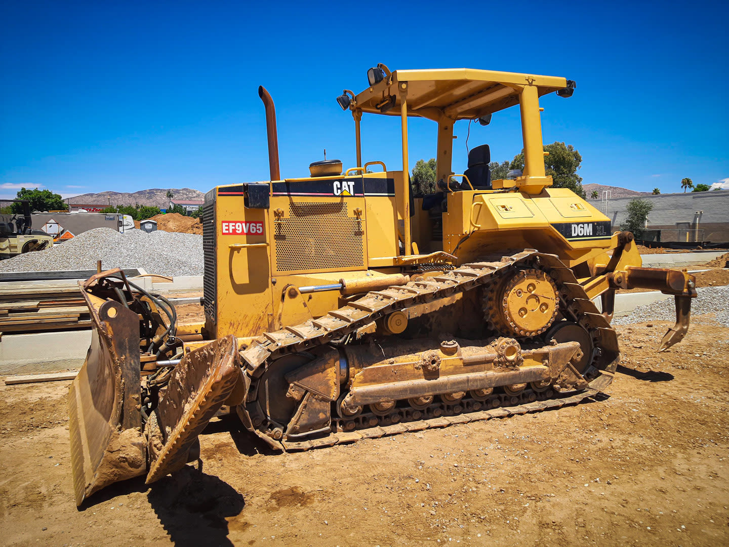 Caterpillar D6M Dozer For Sale | equipX