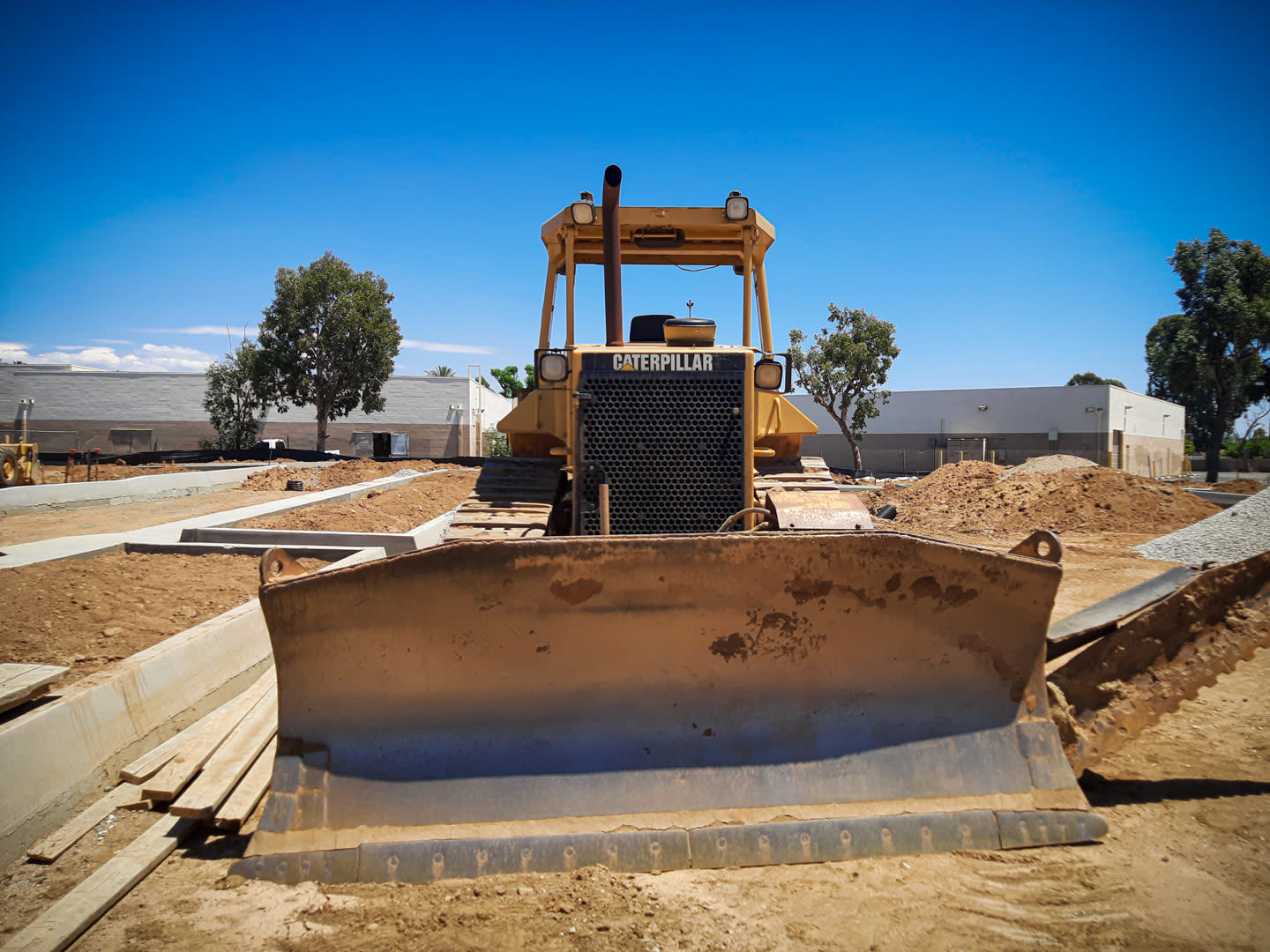 Caterpillar D6M Dozer For Sale | equipX