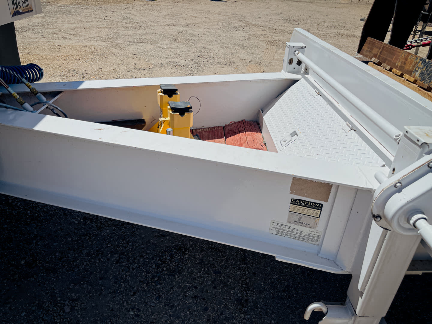 Pro-Trak P-25-24 Flatbed Trailer For Sale | ReQuip