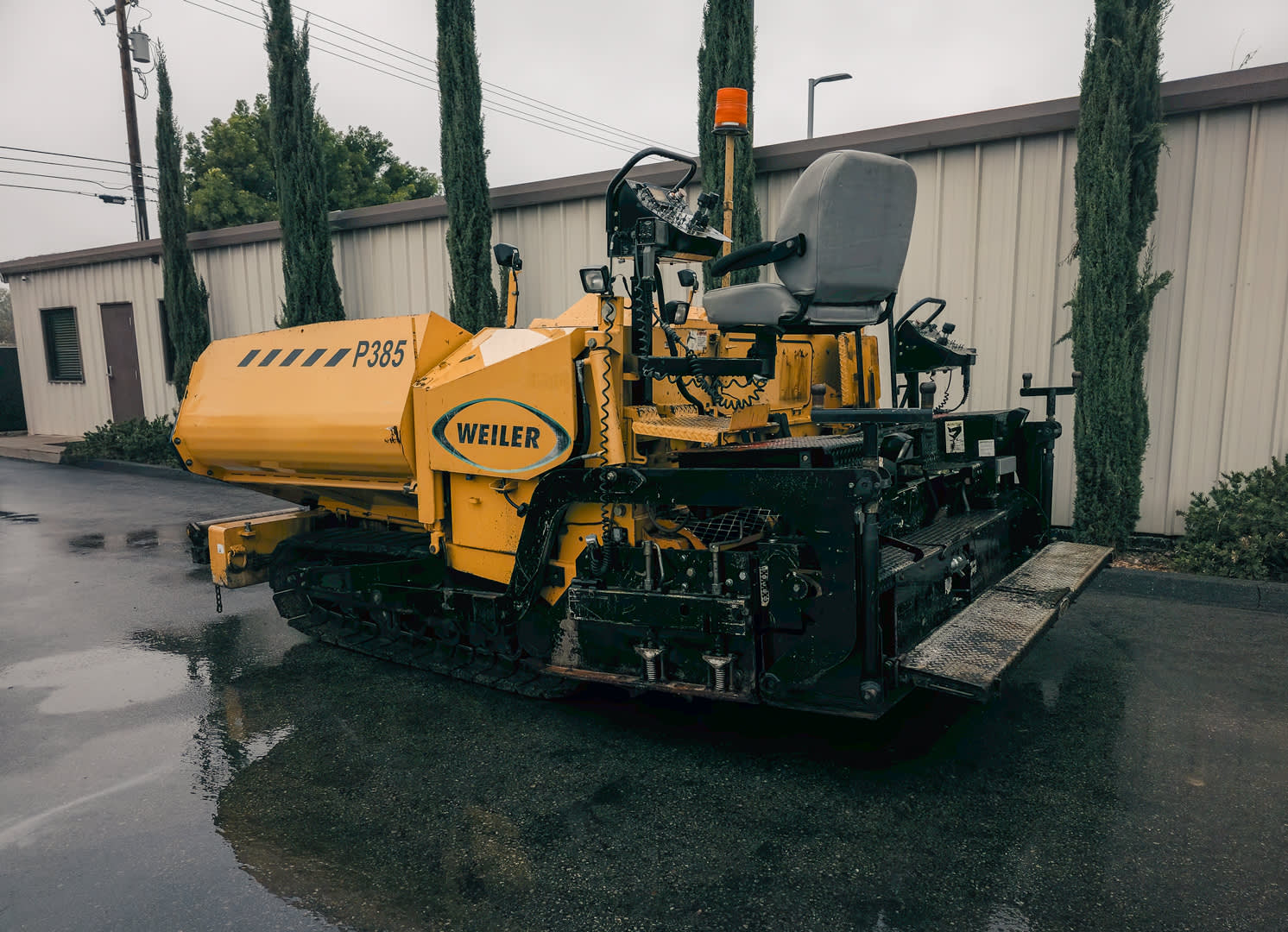 Weiler P385 Asphalt Paver For Sale | equipX