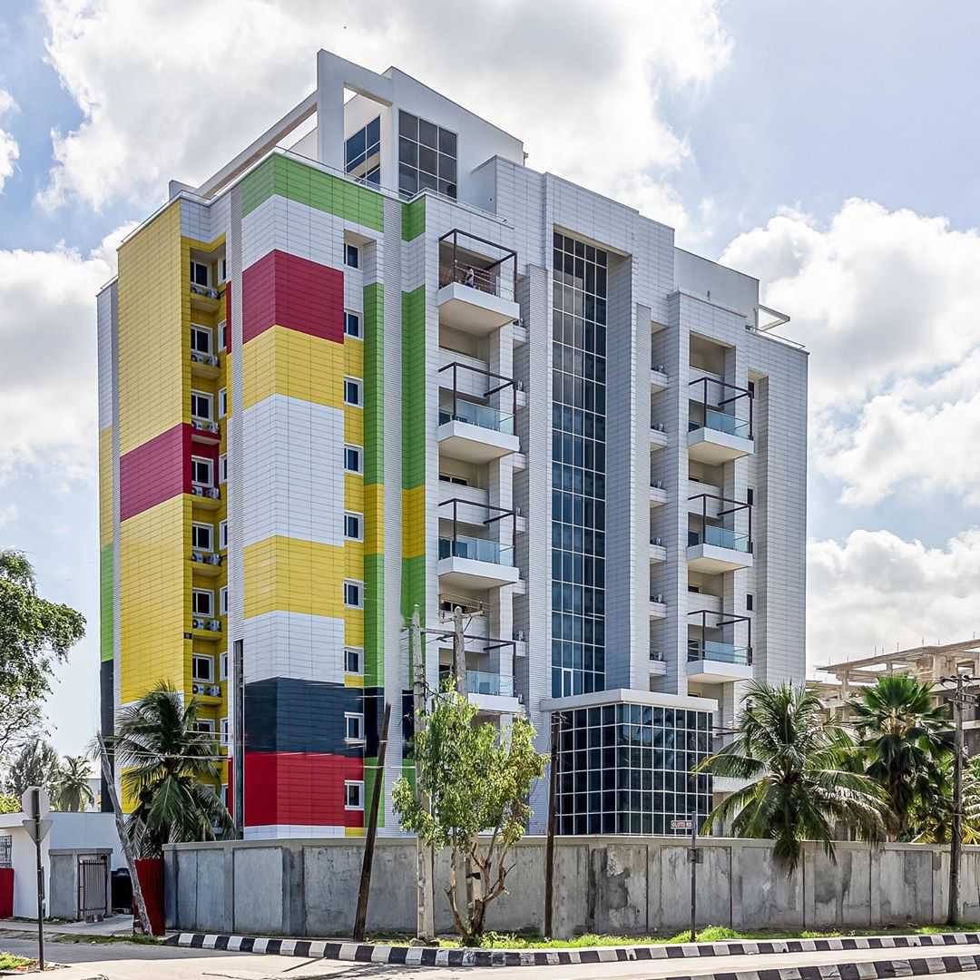 Comparison: Million Dollar Apartments along the Bourdillon-Alexander ...