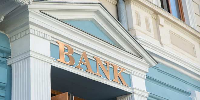 Buy Simmons First National Corp stock & View ($SFNC) Share Price on eToro.