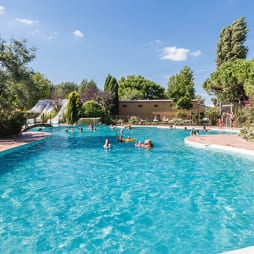 Deze camping is direct gelegen aan één van de beste stranden van Zuid ...