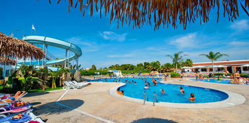 Creixell Beach Resort 4