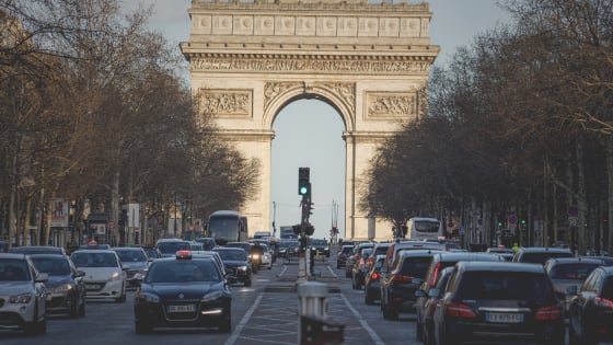 Driving in France: Rules and Requirements | Eurocamp