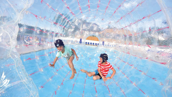 Super Fun Station Clubs | Eurocamp