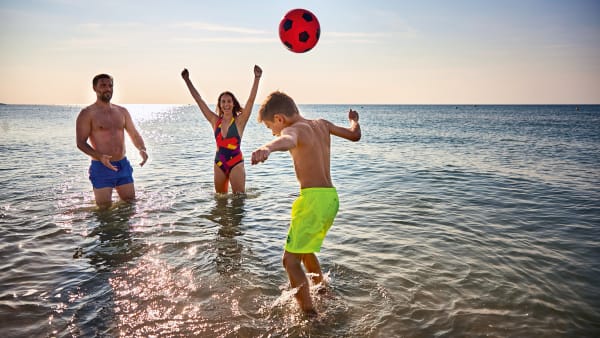 Enjoy Special Offers & Discounts on Holidays | Eurocamp