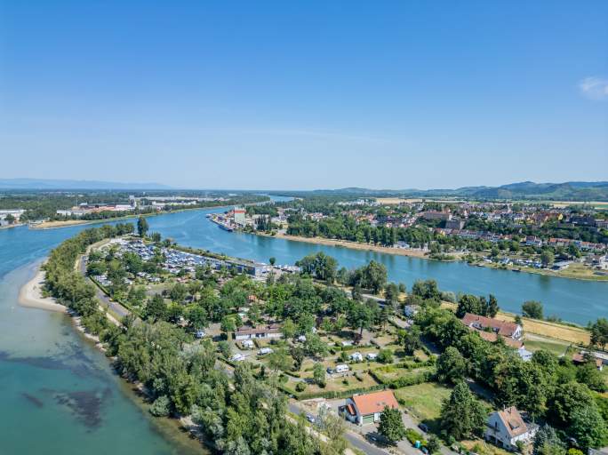 L'Ile du Rhin Campsite | Alsace | Eurocamp