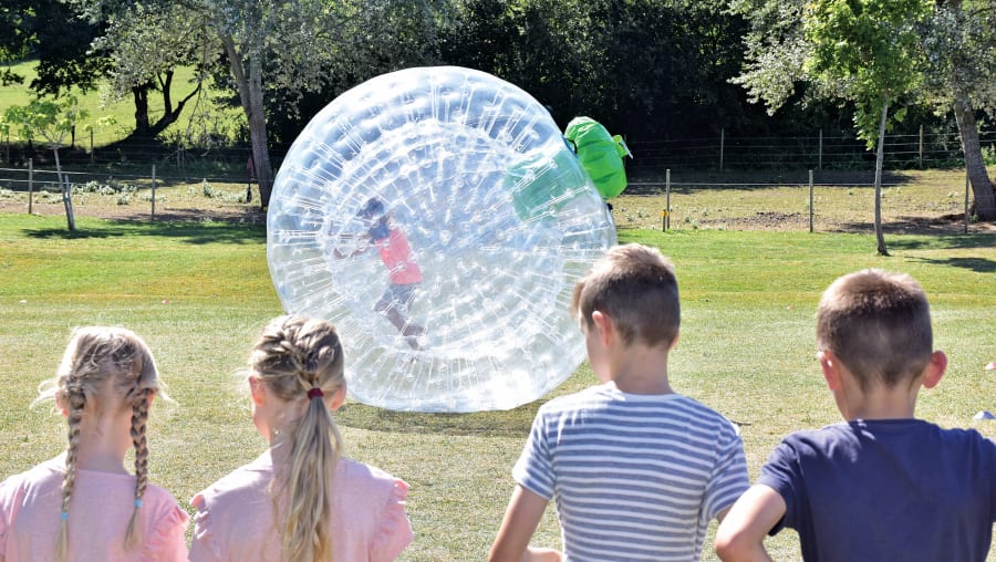 Super Fun Station Clubs | Eurocamp