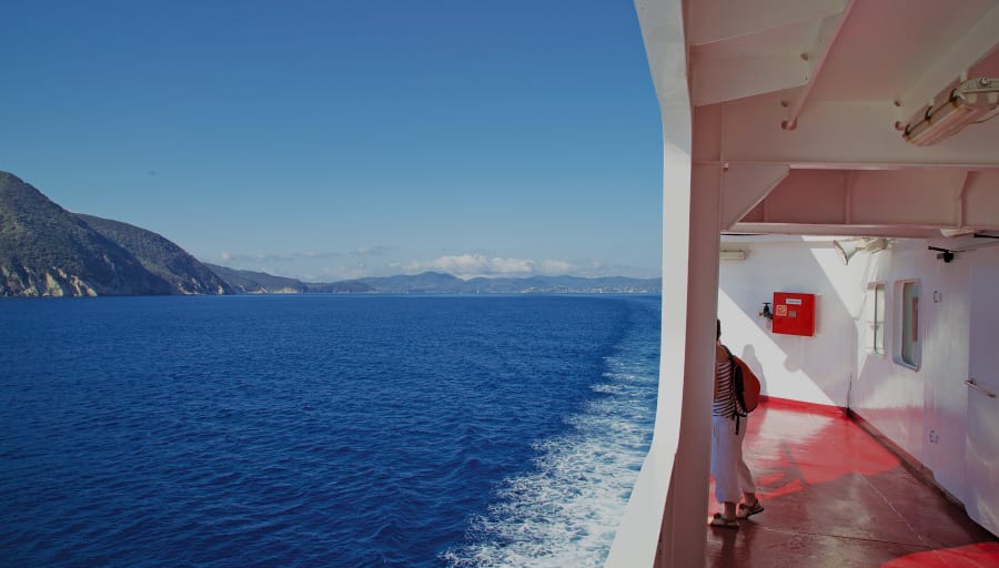 Overtocht de met veerboot