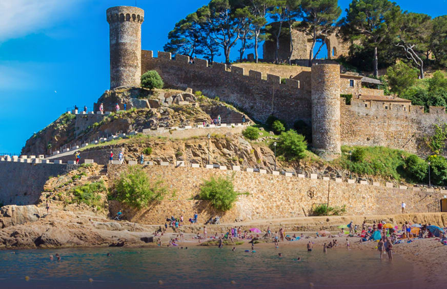 Camping Holidays in Costa Dorada | Spain | Eurocamp