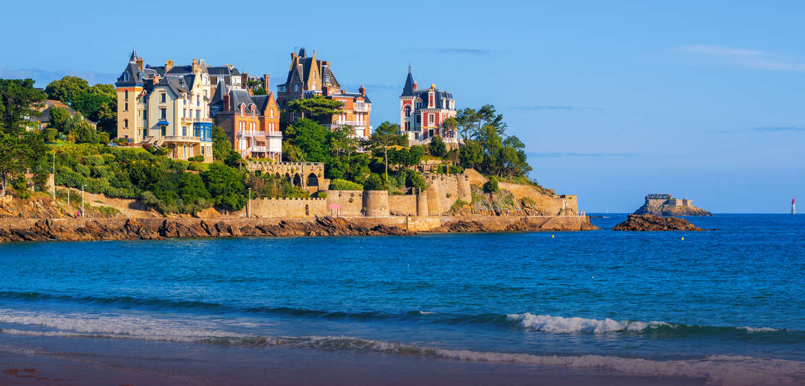 Camping Holidays North France | Holiday Parcs | Eurocamp