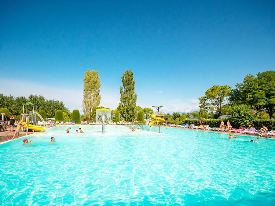 Eurocamping Pacengo Campsite | Lake Garda | Eurocamp