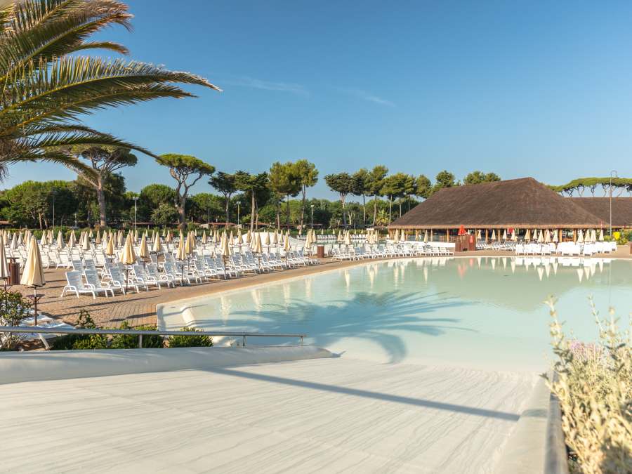 hu Park Albatros Village | Tuscany | Eurocamp