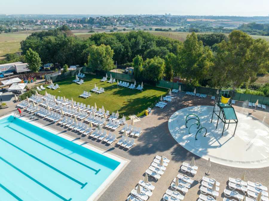 Camping Fabulous Village | Rome | Eurocamp