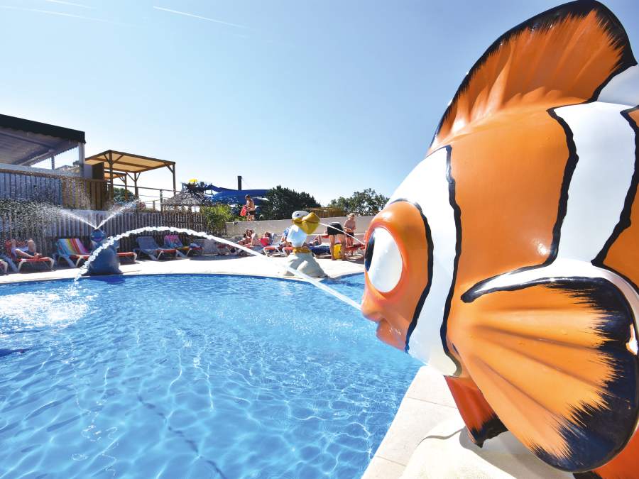 Domaine des Naiades Campsite | Riviera | Eurocamp