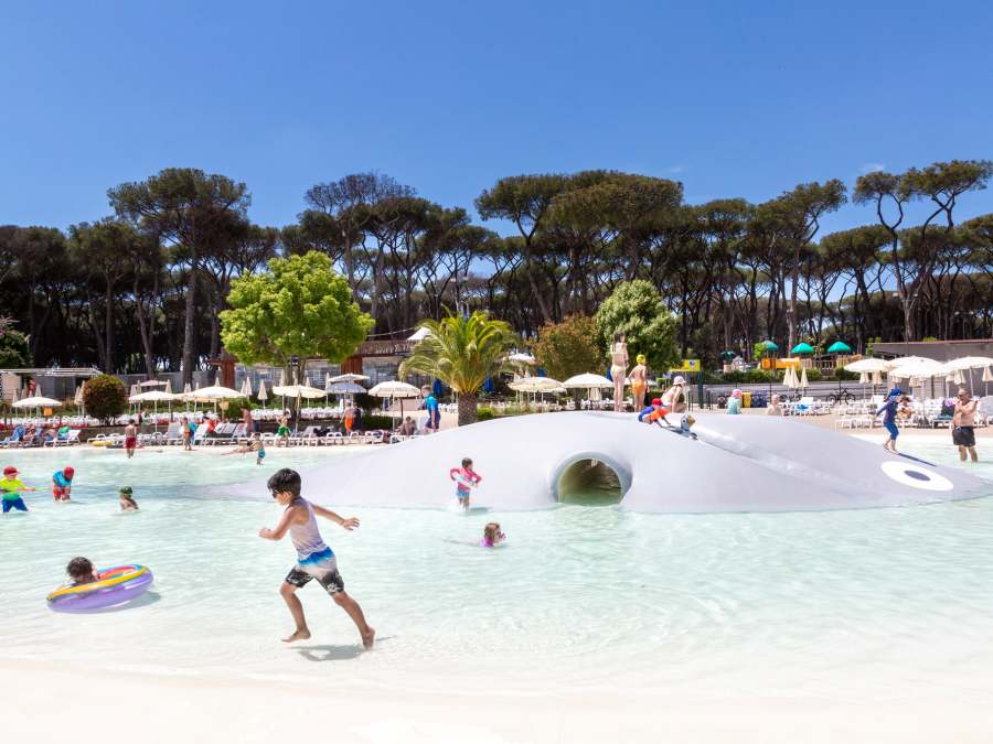 Camping Fabulous Village | Rome | Eurocamp