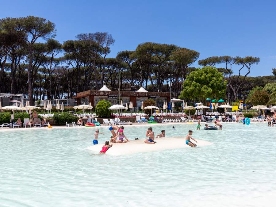 Camping Fabulous Village | Rome | Eurocamp