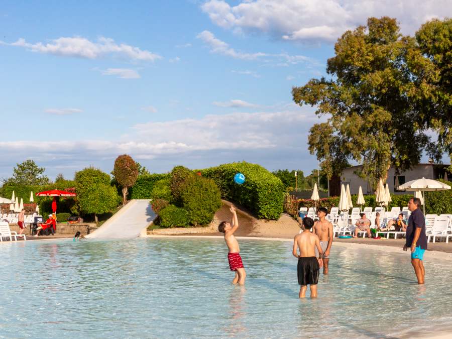 Camping Fabulous Village | Rome | Eurocamp
