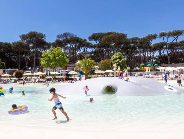 Camping Fabulous Village | Rome | Eurocamp