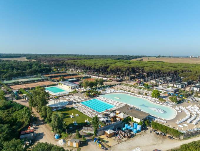 Camping Fabulous Village | Rome | Eurocamp