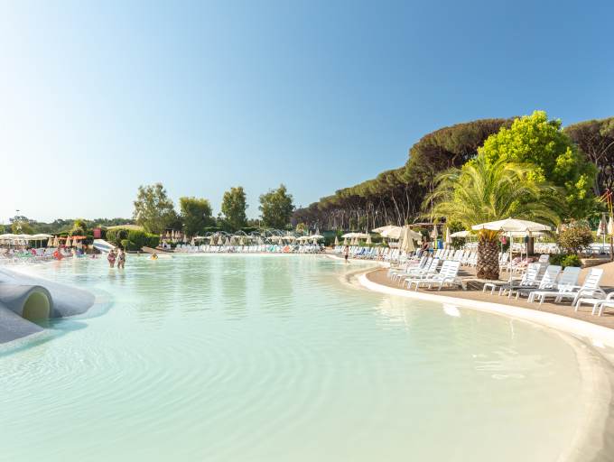 Camping Fabulous Village | Rome | Eurocamp