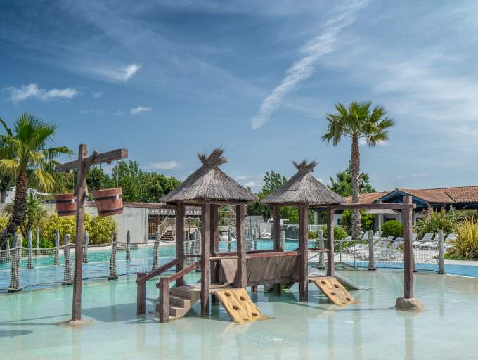 Camping Village Oyam Campsite | Landes | Eurocamp