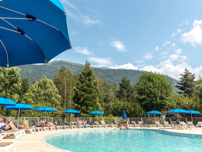 Le Belledonne Campsite | French Alps | Eurocamp