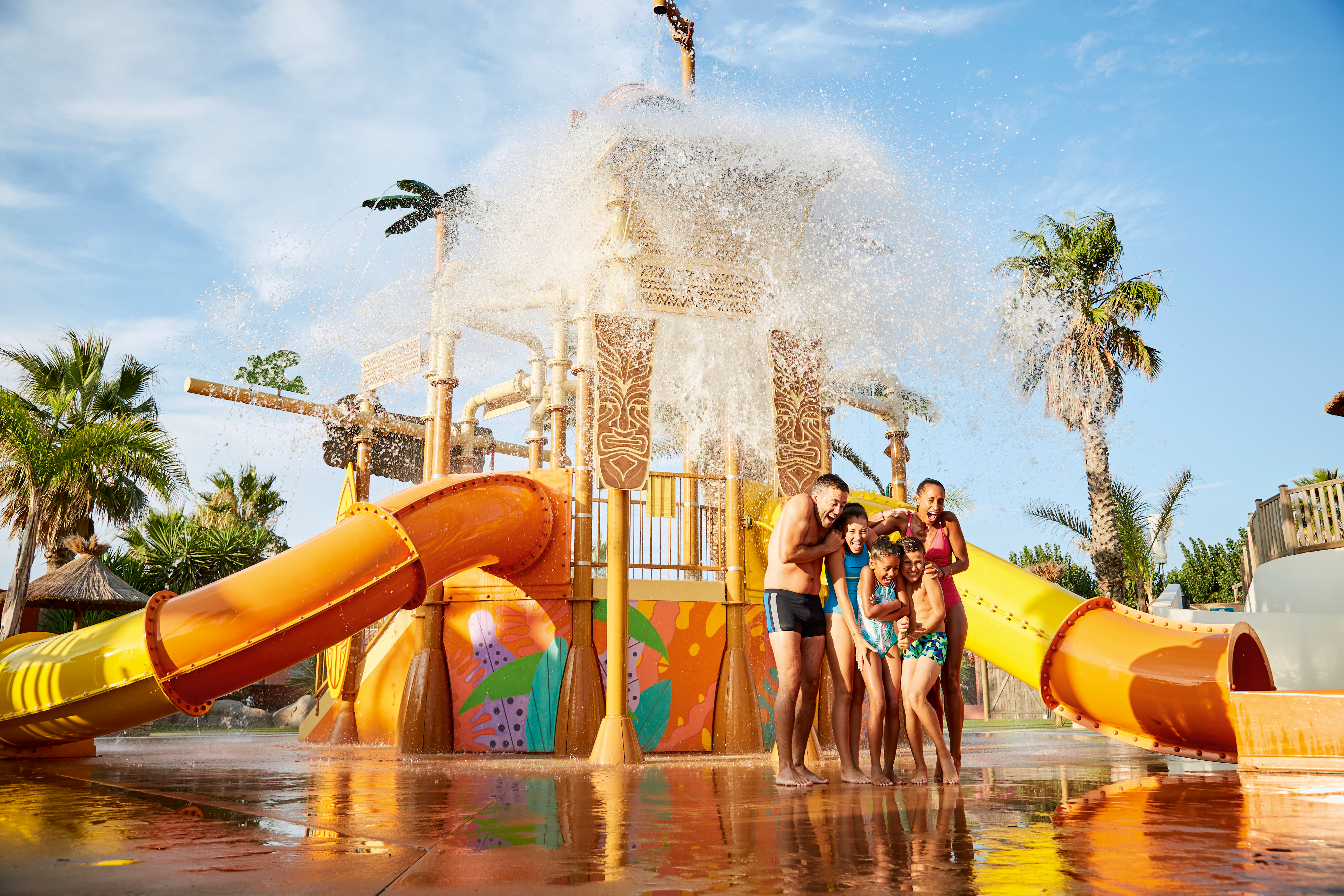 Epic Waterparks | Aquatic Fun In- and Outdoors | Eurocamp
