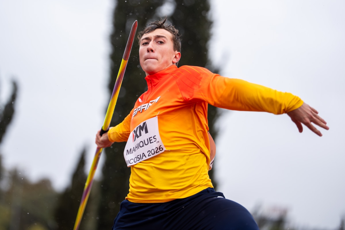 Sporting and Valencia end long wait to take men's and women's European ...