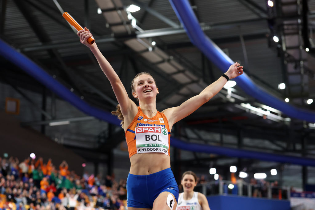Femke Bol inspires Dutch to historic 4x400m mixed relay title at ...