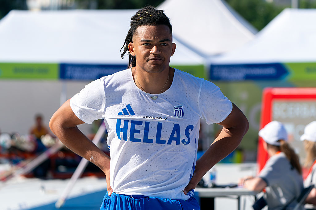 Karalis wins gold at Balkan Championships and goes close at 6.11m